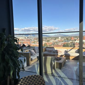 THE MOONSTONE - Updated July 2025 - 165 Photos & 100 Reviews - 930 E ...