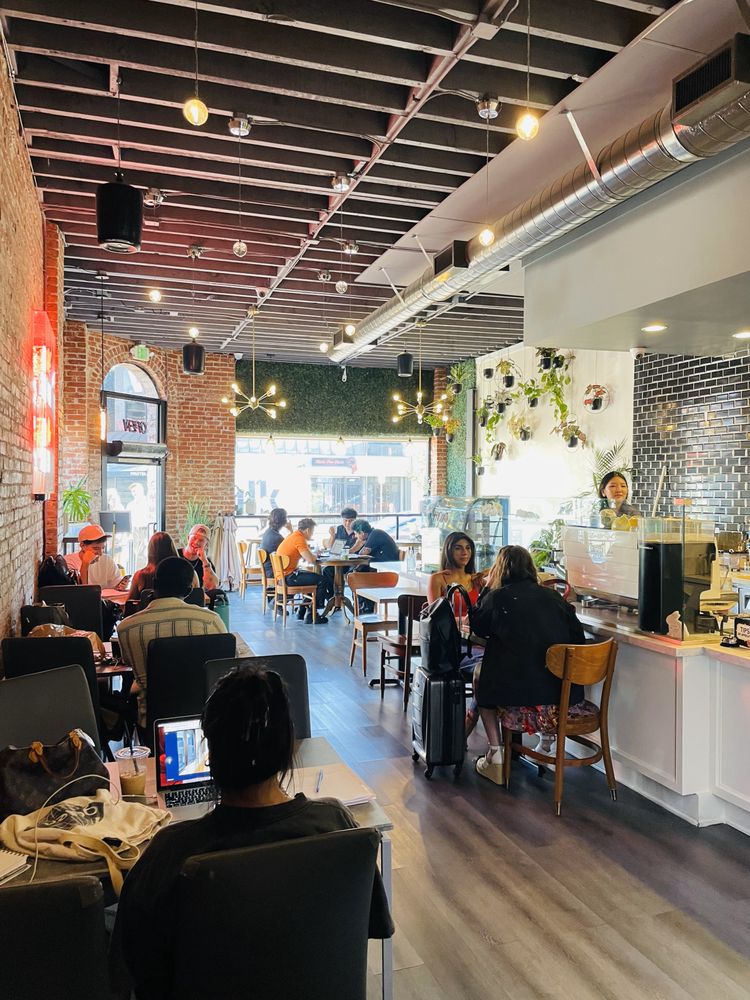 FLOWIN CAFE - Updated April 2025 - 94 Photos & 35 Reviews - 7201 ...