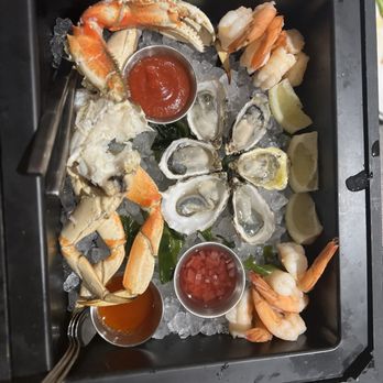 WOVEN SEAFOOD & CHOPHOUSE - Updated November 2024 - 317 Photos & 155 ...