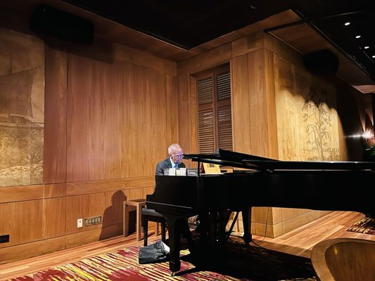 LEWERS LOUNGE - Updated January 2026 - 350 Photos & 294 Reviews - 2199 ...