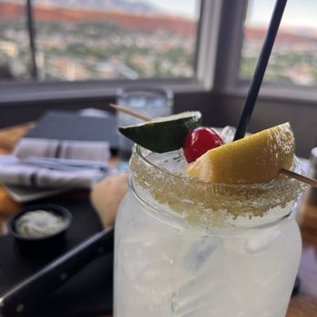 CLIFFSIDE RESTAURANT - Updated January 2025 - 950 Photos & 926 Reviews ...