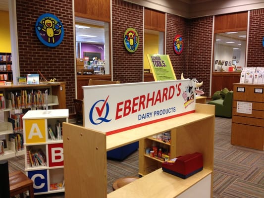 REDMOND LIBRARY - Updated October 2025 - 17 Photos - 827 SW Deschutes ...