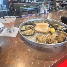 HALF SHELL OYSTER HOUSE - Updated January 2026 - 507 Photos & 515 ...