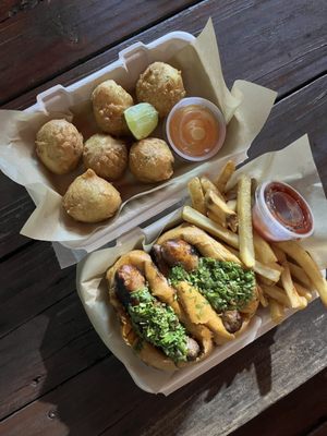 LEÑA EH - Updated March 2025 - 10 Photos - Av. Juan Ponce de León S/N ...