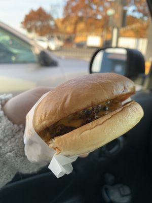 GOTCHA BURGER - 17 Photos & 68 Reviews - 1702 W 7th Ave, Eugene, OR ...