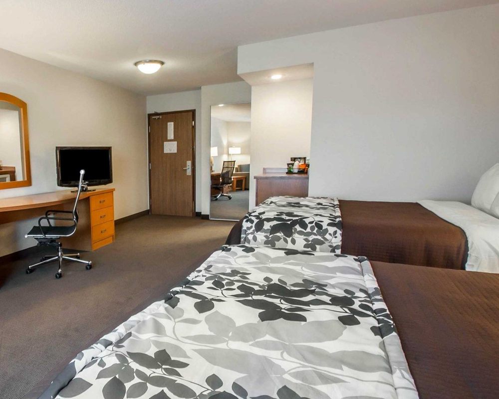 SLEEP INN & SUITES LAKE OF THE OZARKS - Updated September 2025 - 25 ...