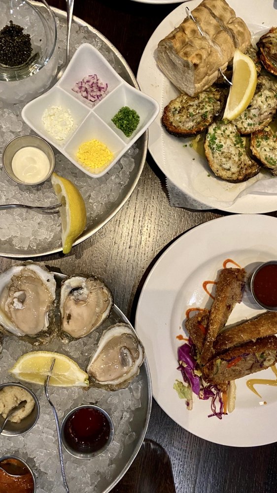 501 PRIME - Updated April 2025 - 245 Photos & 210 Reviews - 215 E Grand ...