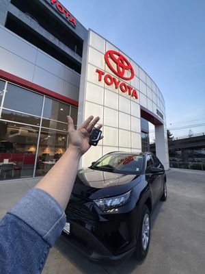 TOYOTA OF SEATTLE - Updated January 2026 - 177 Photos & 987 Reviews ...