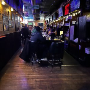 KNOCKBACK NATS - 210 Photos & 363 Reviews - 10 W 7th St, Cincinnati, OH ...