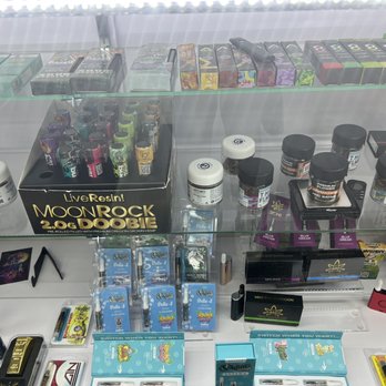 VIBE SMOKE SHOP - Updated October 2025 - 21 Photos - 1084 Lee Rd ...