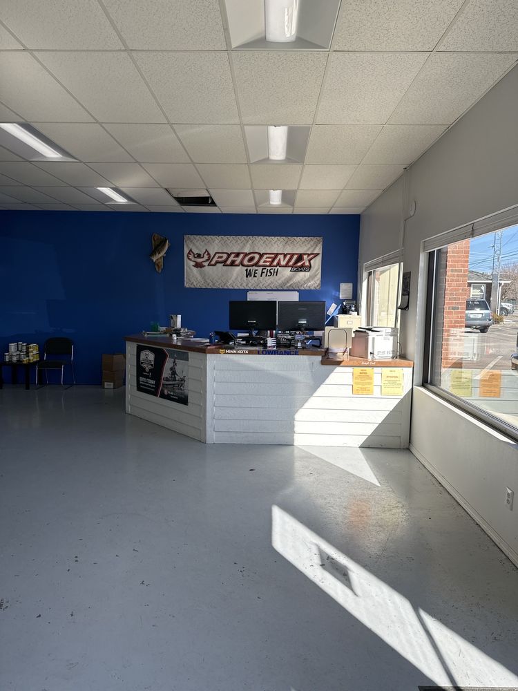 LIMIT OUT MARINE - 17809 E Appleway Ave, Spokane Valley, Washington ...