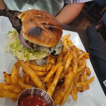 14 PARISH RESTAURANT AND RHUM BAR - 649 Photos & 512 Reviews - 1644 E ...