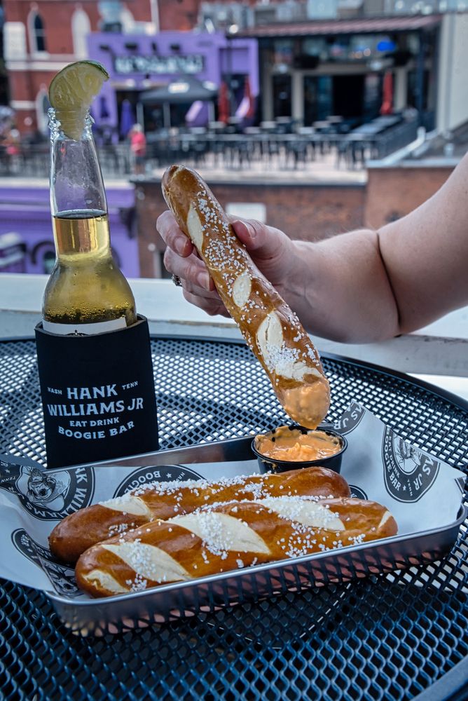 HANK WILLIAMS JR BOOGIE BAR - Updated December 2025 - 15 Photos & 19 ...