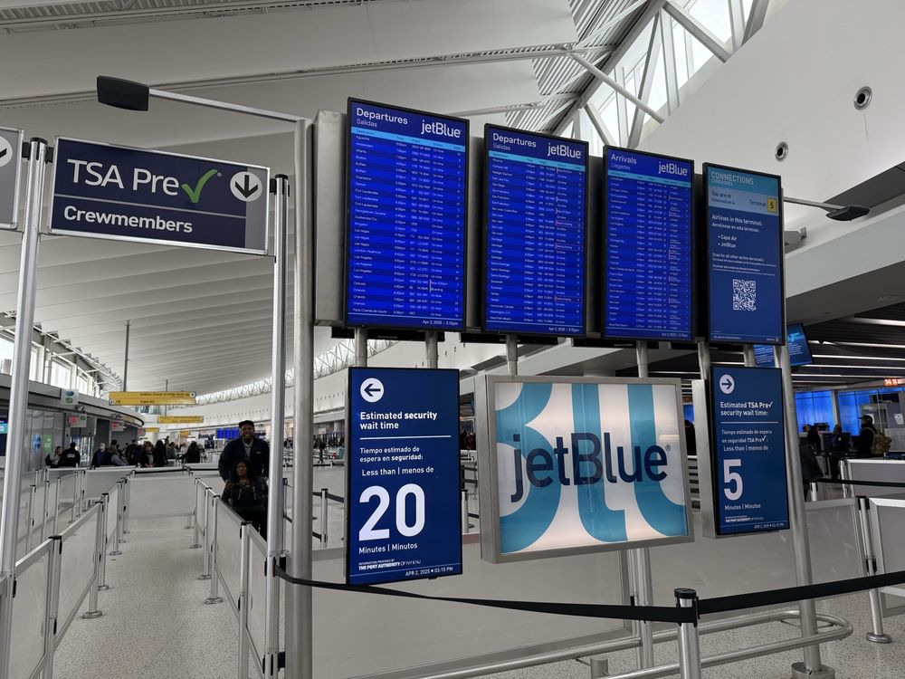 JOHN F. KENNEDY INTERNATIONAL AIRPORT - JFK - Updated May 2025 - 3155 ...