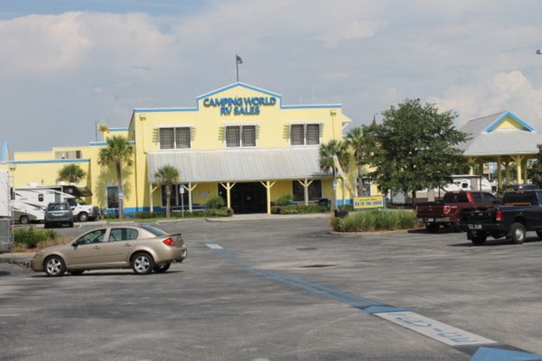 Camping World Dover Fl