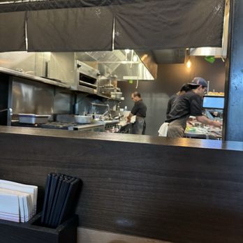 BAR NOHM - Updated February 2025 - 403 Photos & 134 Reviews - 165 W 900 ...