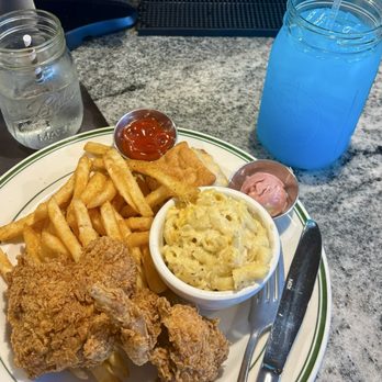 FIXINS SOUL KITCHEN - LOS ANGELES - Updated November 2024 - 3782 Photos ...