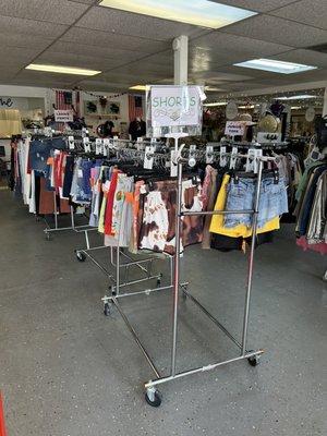 BARBARAS RESALE SHOP - Updated July 2025 - 20 Photos & 17 Reviews - 511 ...