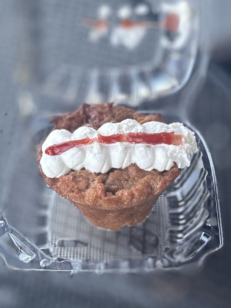 DESIMONE DELI & BAKERY - Updated July 2025 - 260 Photos & 602 Reviews ...