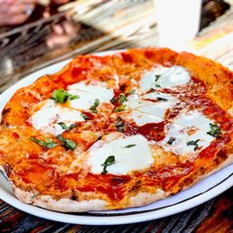 SUTTON’S DELI - Updated December 2025 - 56 Photos & 88 Reviews - 140 N ...