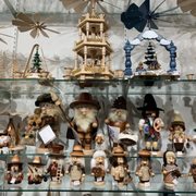 LEAVENWORTH NUTCRACKER MUSEUM - 227 Photos & 80 Reviews - 735 Front St ...