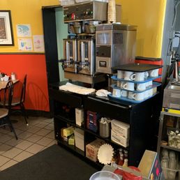 THE UPTOWNER CAFE ON GRAND - Updated July 2025 - 286 Photos & 339 ...