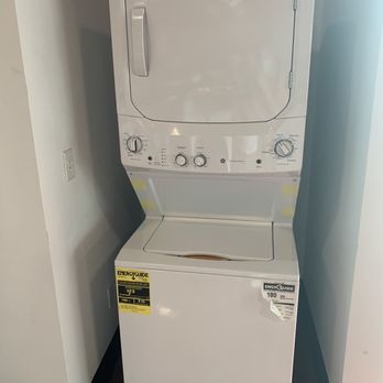 ACTION HOME APPLIANCE LIQUIDATION CENTERS CLOSED Updated February 2025 22 Photos 16 Reviews 7570 Dean Martin Dr Las Vegas Nevada Appliances Phone Number Yelp