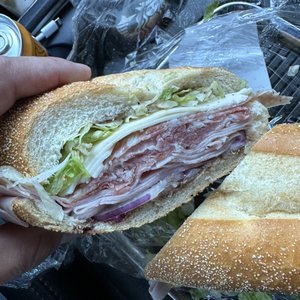 CLARO’S ITALIAN MARKETS - 484 Photos & 716 Reviews - 1095 E Main St ...