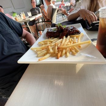 RYEBELLES - Updated August 2025 - 259 Photos & 365 Reviews - 518 Broad ...