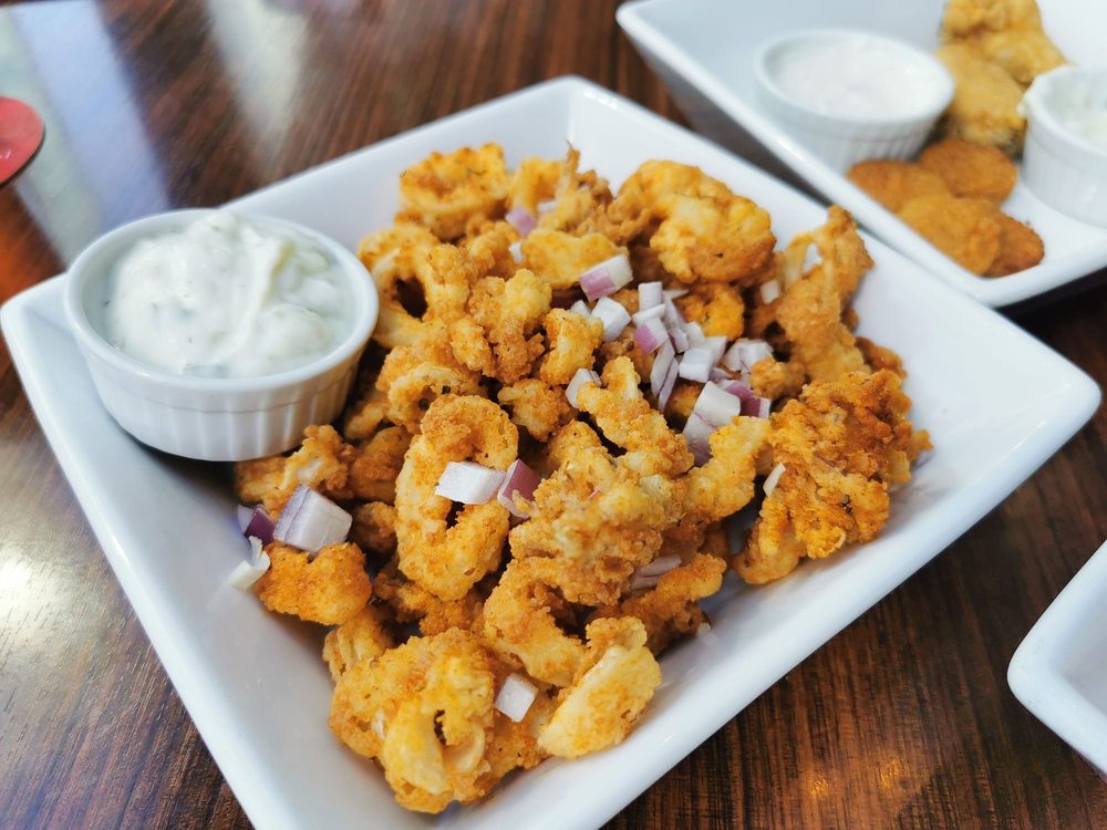 P2B BISTRO & BAR - Updated June 2025 - 173 Photos & 92 Reviews - 1133 ...