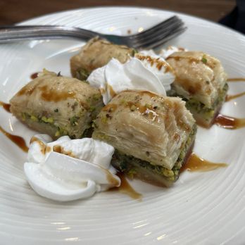 CAFE ISTANBUL - Updated July 2025 - 531 Photos & 425 Reviews - 6125 ...