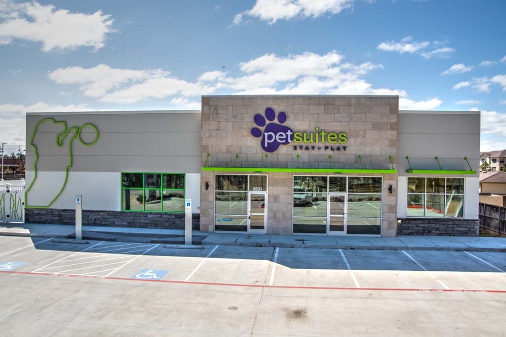 PETSUITES THE WOODLANDS - Updated December 2025 - 10 Photos & 12 ...