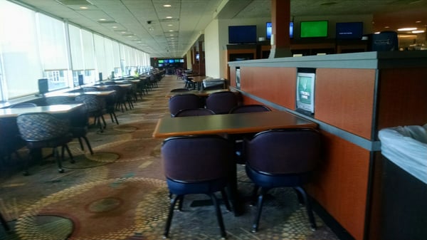 RAYNHAM-TAUNTON GREYHOUND PARK - Updated December 2025 - 1958 Broadway ...