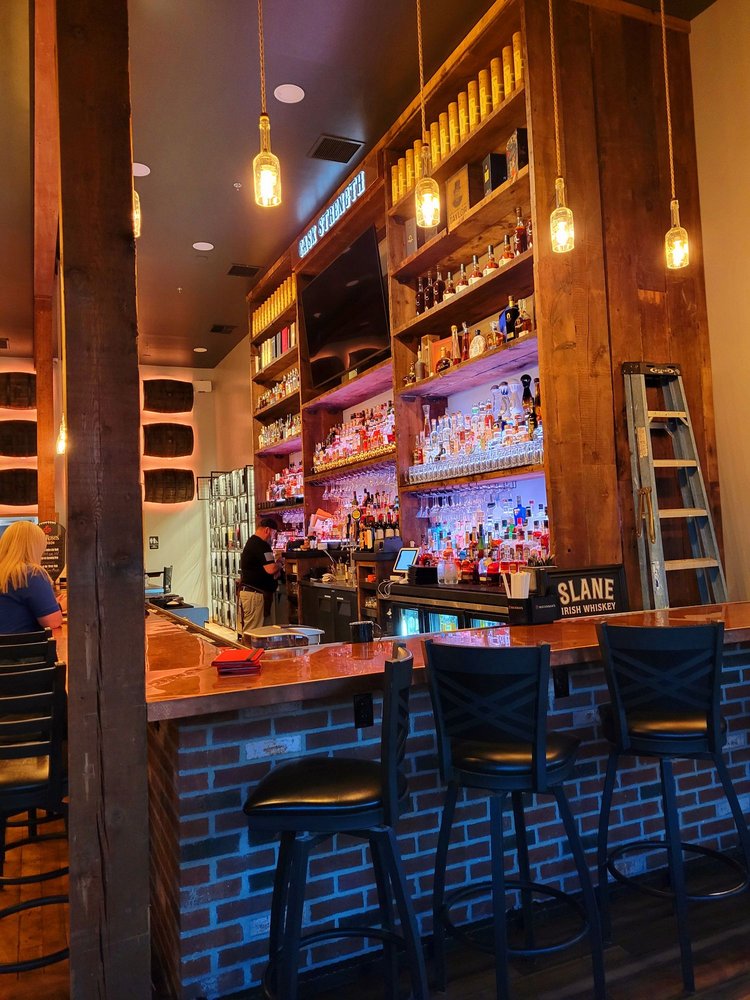 Cask Strength Bar and Kitchen, Bakersfield | Roadtrippers