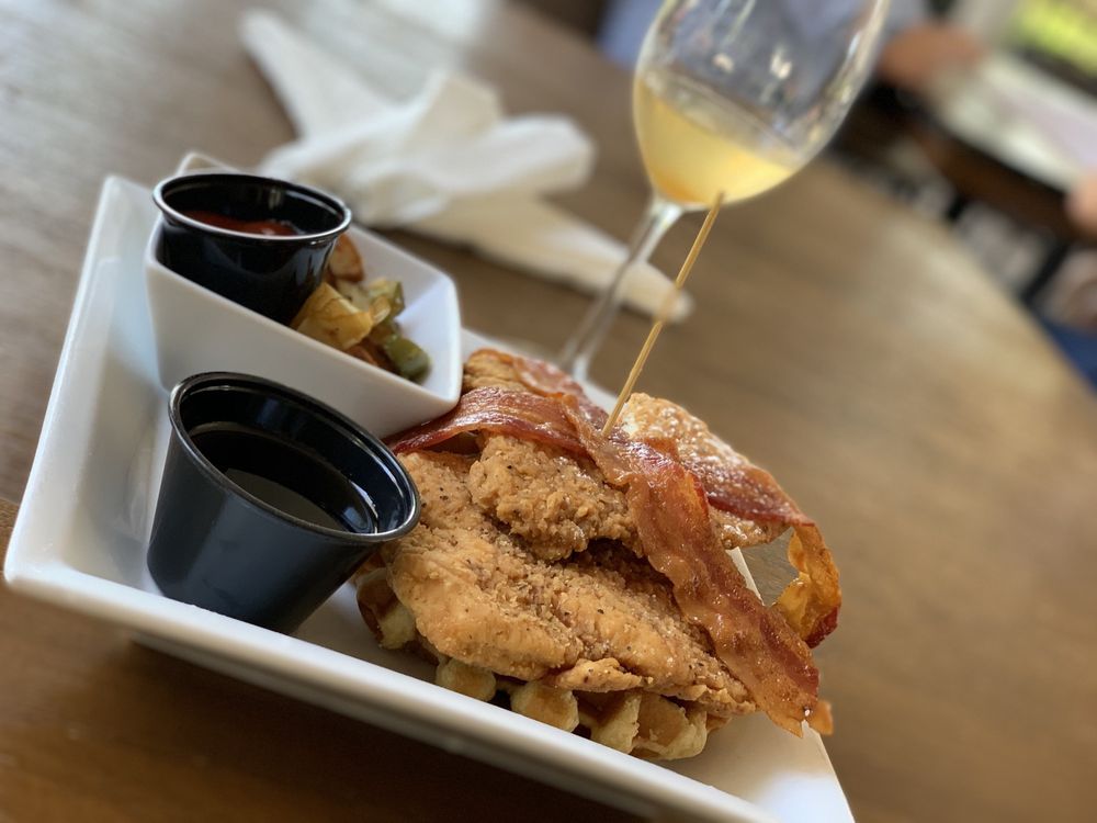 TEAK NEIGHBORHOOD GRILL - 1203 Photos & 902 Reviews - Burgers - 6400 ...