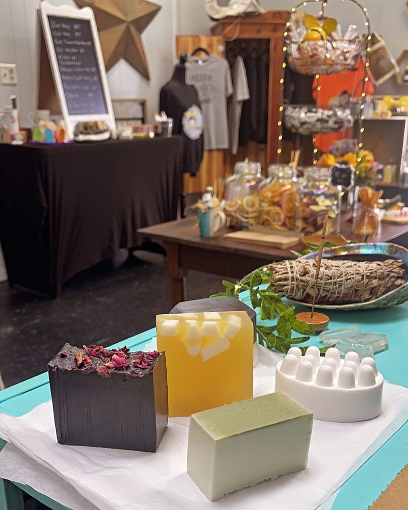 BLOSSOM & ROOT SHOP - Updated September 2025 - 154 W Main St, Lebanon ...