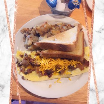YOOLKS ON US SOUTHERN BISTRO - Updated August 2024 - 428 Photos & 331 ...