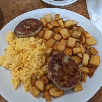 MAPLE HOUSE CAFÉ - Updated November 2025 - 109 Photos & 223 Reviews ...