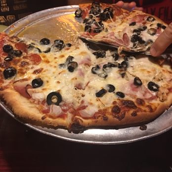 TWO GUYS PIZZA AND PASTA - Updated October 2025 - 407 Photos & 802 ...