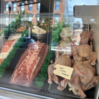 REKAS - Updated December 2025 - 25 Photos & 14 Reviews - 401 Scott St ...