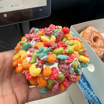 PETERSON’S DONUT CORNER - Updated March 2025 - 1974 Photos & 2090 ...