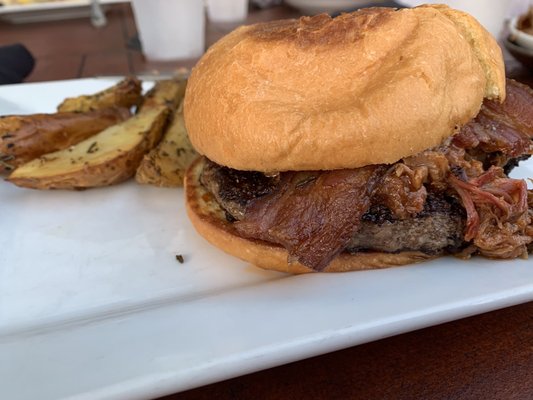 PERFECT PIG GRILL AND FISH HOUSE - Updated June 2024 - 600 Photos & 794 ...