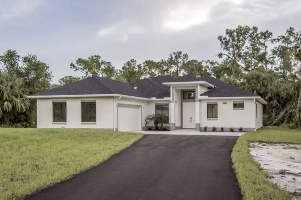 MAJESTIC HOMES BUILDERS - Updated February 2025 - 18 Photos - 107 Weber ...