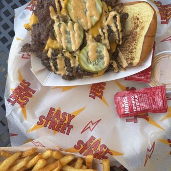 EASY STREET BURGERS - Updated April 2025 - 1168 Photos & 962 Reviews ...