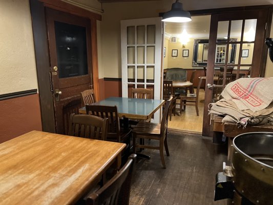 BUCER’S COFFEE HOUSE PUB - Updated July 2025 - 50 Photos & 126 Reviews ...