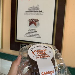 LLOYD’S CARROT CAKE - 124 Photos & 193 Reviews - Bakeries - 1553 ...