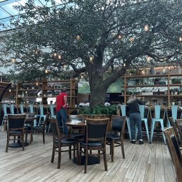 CASK & LARDER - TERMINAL C - Updated July 2025 - 48 Photos & 30 Reviews ...