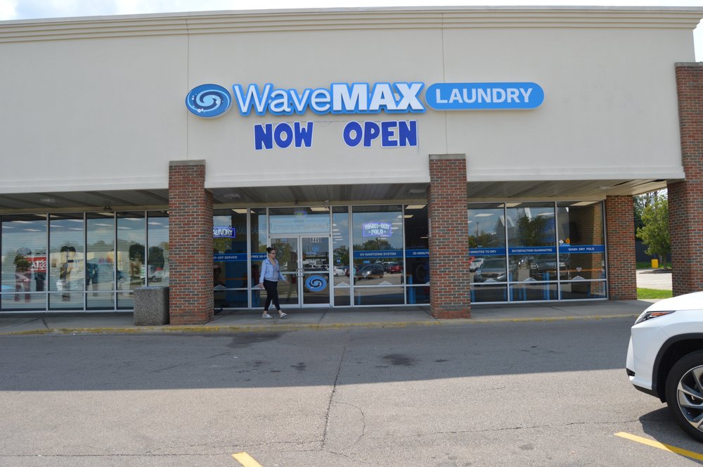 WAVEMAX LAUNDRY - Updated July 2024 - 10 Photos - 8449 Colerain Ave ...