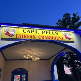 CAPTAIN PELL’S FAIRFAX CRABHOUSE - Updated January 2026 - 505 Photos ...