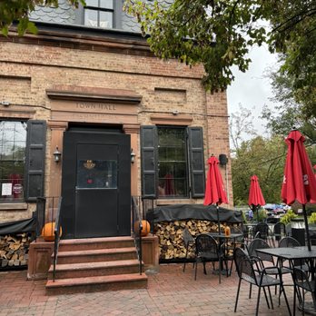 BEAST - Updated July 2025 - 108 Photos & 42 Reviews - 1064 Main St ...